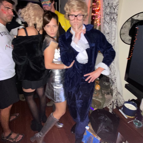 Austin Powers Vanessa Costume